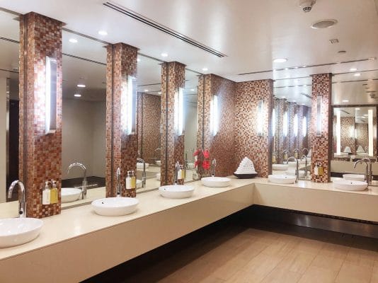 Emirates Business Class Review: Is it worth Paying More? I The Boutique ...