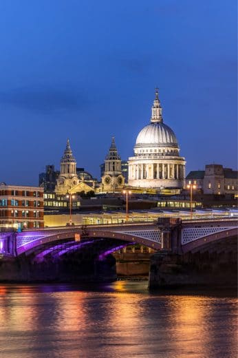 45 Impressive English Landmarks You Will Want to See